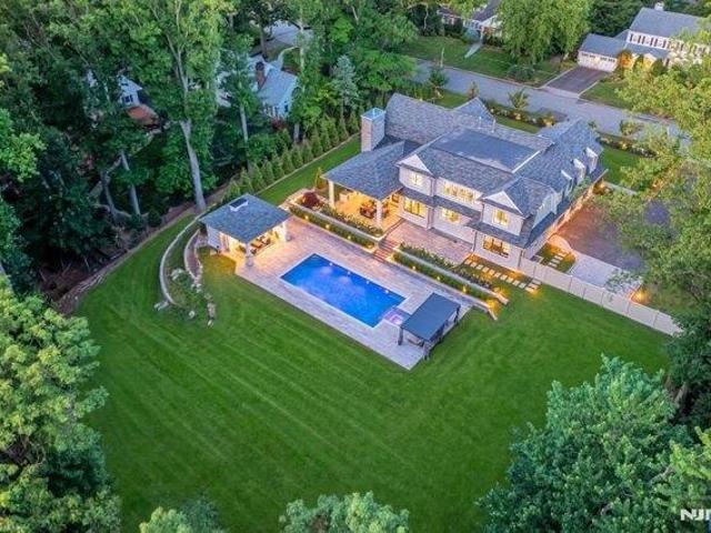 6 bedroom, Ridgewood NJ 07450 104808987