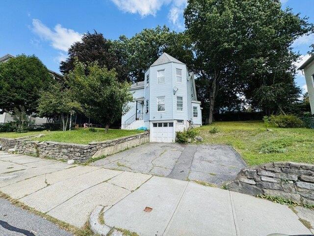 6 bedroom, Worcester MA 01603 102477387