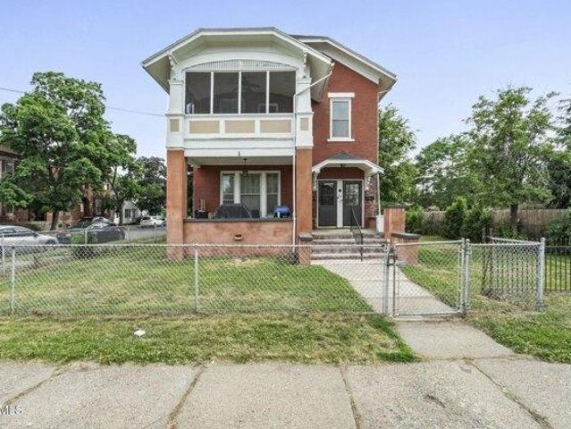 6 bedroom, Watervliet NY 12189 104904969