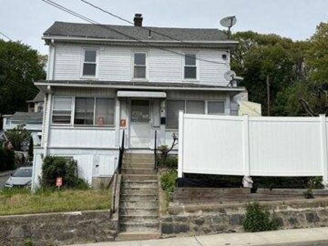 6 bedroom, Waterbury CT 06705 LS102559241