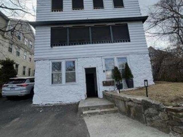6 bedroom, Waterbury CT 06708 102775442