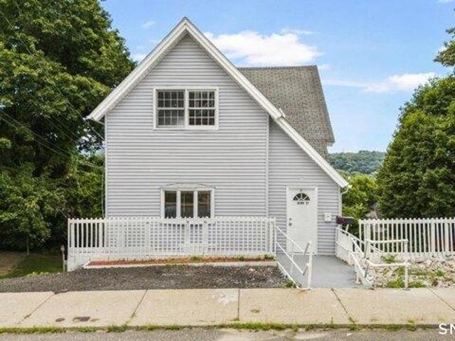6 bedroom, Waterbury CT 06708 105127512