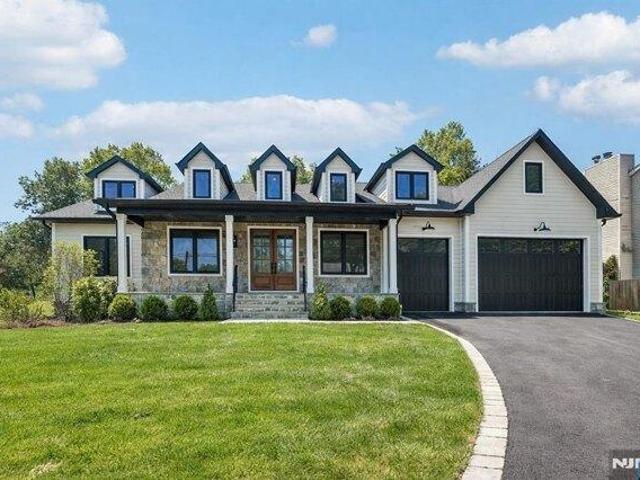 6 bedroom, Wayne NJ 07470 104443165