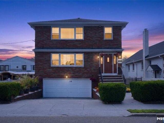 6 bedroom, Wallington NJ 07057 104691883