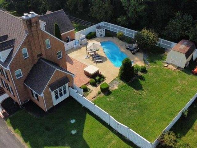 6 bedroom, Warrenton VA 20187 103605258