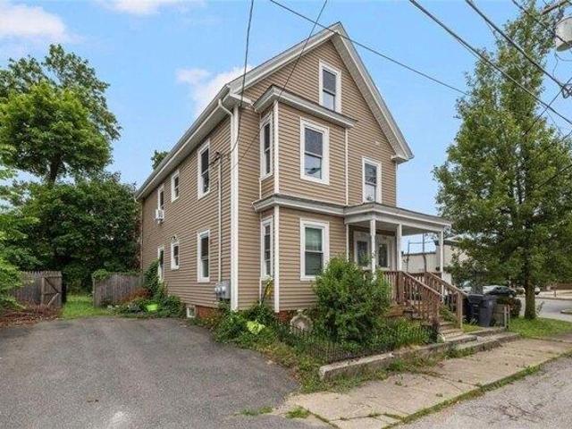 6 bedroom, Warwick RI 02888 104540926