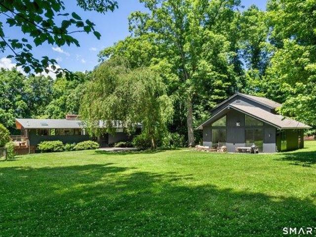 6 bedroom, Weston CT 06883 104238021