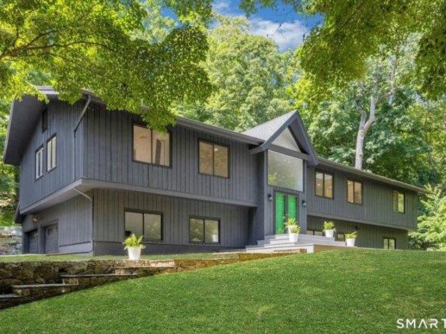 6 bedroom, Weston CT 06883 104807641