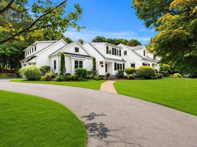 6 bedroom, Westwood MA 02090 105203363
