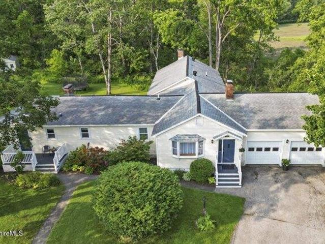 6 bedroom, Williamstown MA 01267 104233540