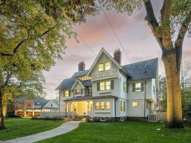 6 bedroom, Winchester MA 01890 102285568