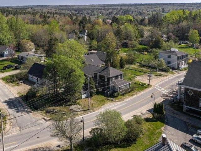 6 bedroom, Winter Harbor ME 04693 LS103128281