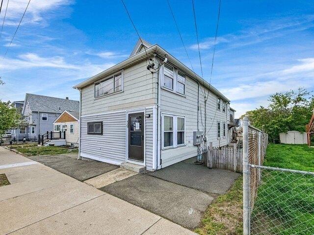 6 bedroom, Winthrop MA 02152 104655394