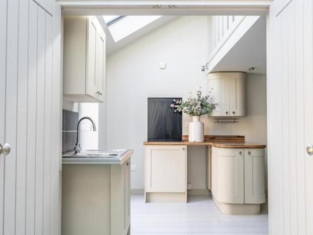 6 bedroom town house for sale in High Petergate, York, YO1