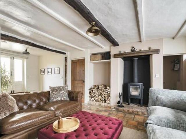 6 Bedroom Town House For Sale In Kimbolton