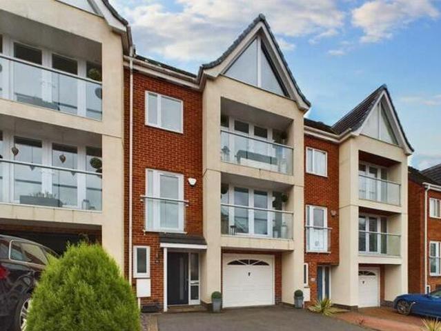 6 Bedroom Town House For Rent In Littleover