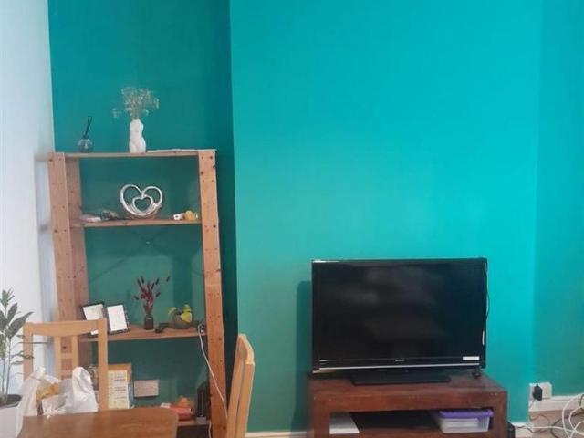 6 bedroom townhouse to rent