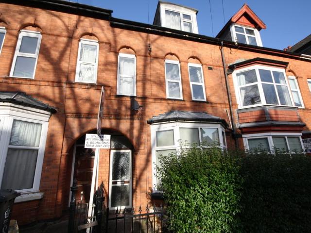6 bedroom townhouse to rent