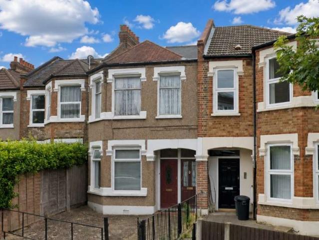 6 Bedroom Terraced House