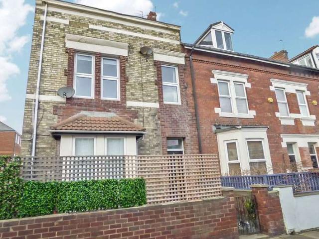 6 Bedroom Terraced House