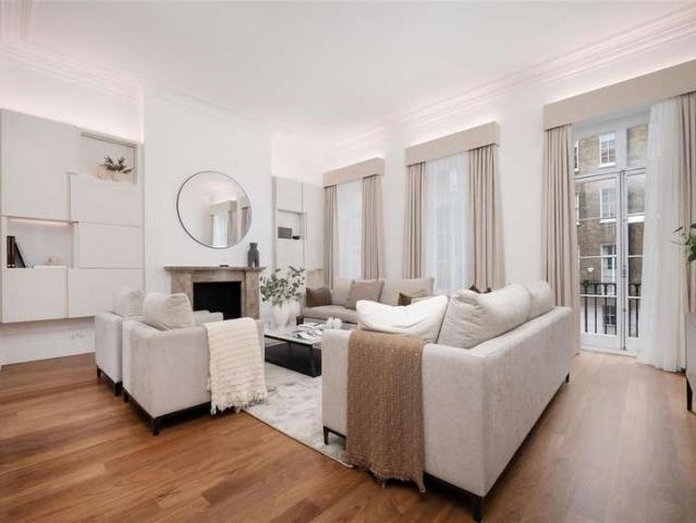 6 Bedroom Terraced House