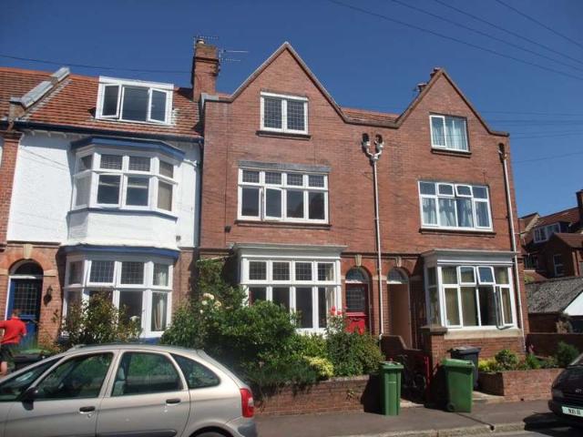 6 Bedroom Terraced House