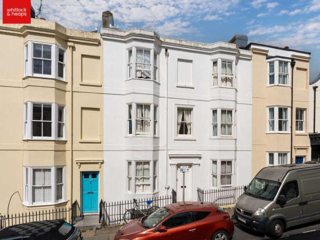6 Bedroom Terraced House