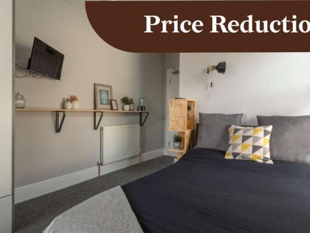6 Bedroom Terraced House