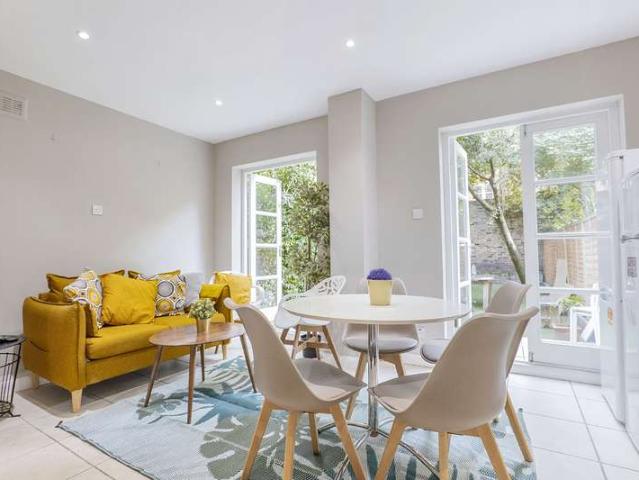 6 Bedroom Terraced House