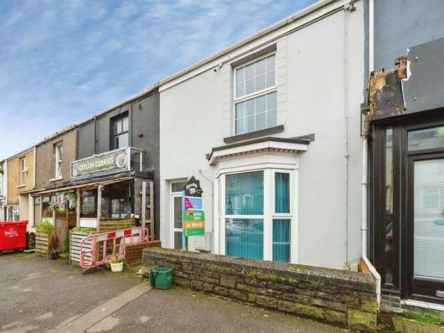6 Bedroom Terraced House