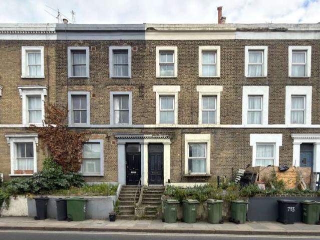 6 Bedroom Terraced House