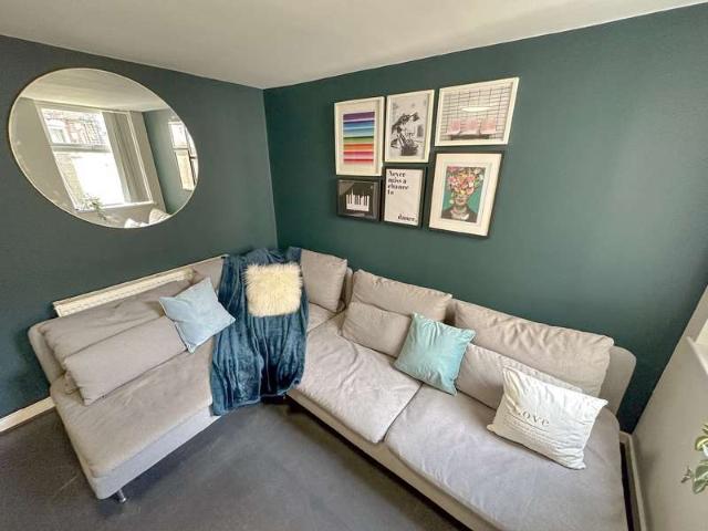 6 Bedroom Terraced House