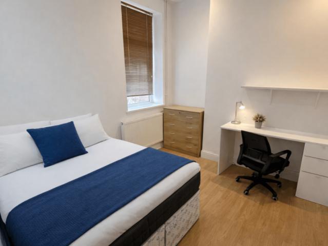6 bedroom terraced house for rent in 139, Mackintosh Place, Roath, Cardiff, CF24
