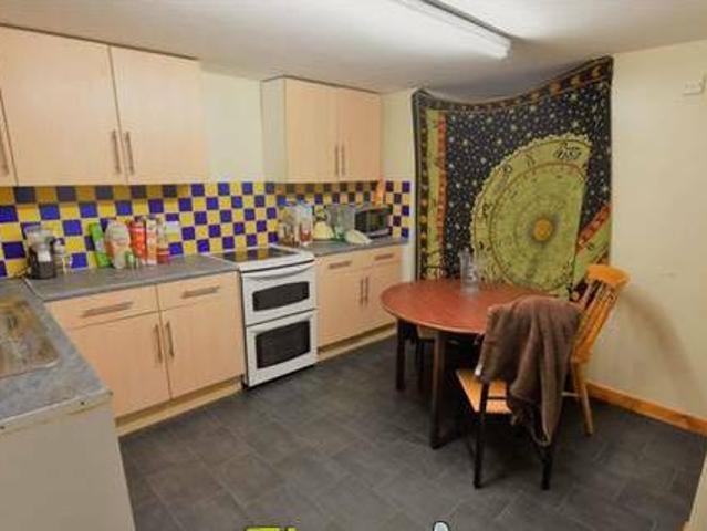 6 bedroom terraced house for rent in 17 Ashville Terrace LS6 1LZ LS6