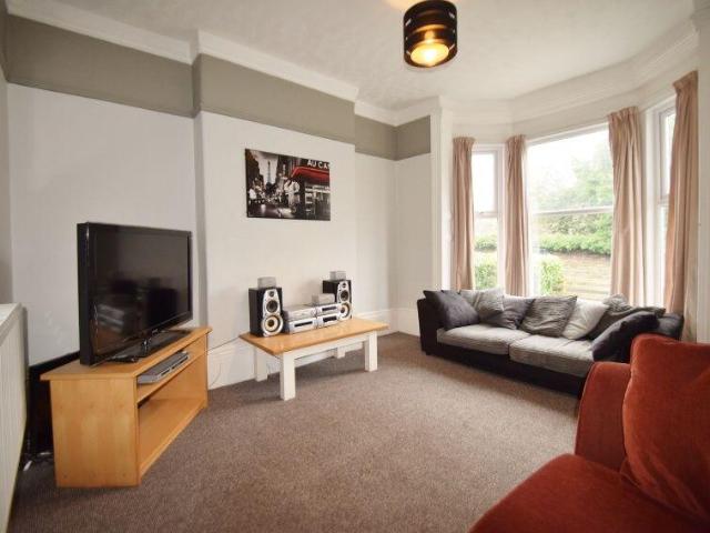 6 bedroom terraced house for rent in 289 Cemetery Road, Ecclesall, S11