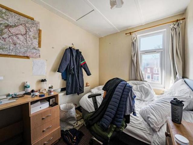 6 bedroom terraced house for rent in Cowley Road, East Oxford, HMO Ready 6 Sharers, OX4