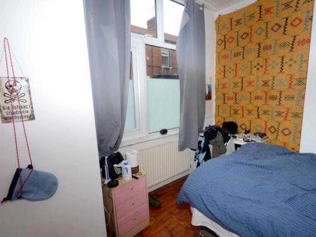 6 bedroom terraced house for rent in Cedar Grove, Fallowfield, Manchester, M14