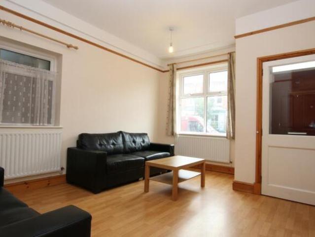 6 bedroom terraced house for rent in Clarendon Park Road, LE2 3AN, LE2