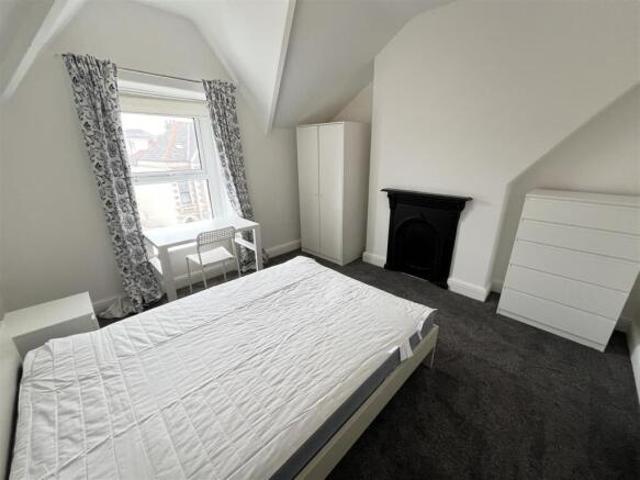 6 bedroom terraced house for rent in Claude Road, Roath, Cardiff, CF24