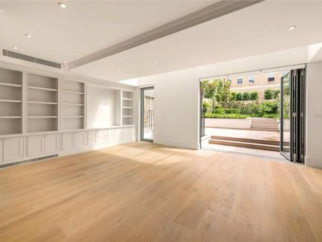 6 bedroom terraced house for rent in Argyll Road, London, W8