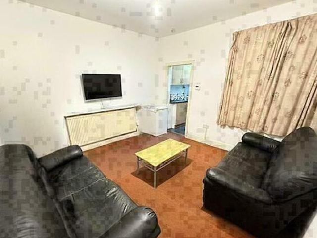6 Bedroom Terraced House For Rent In Birmingham