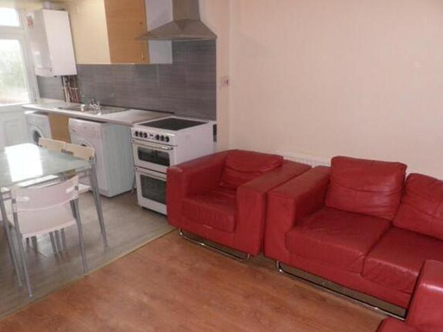6 Bedroom Terraced House For Rent In Birmingham