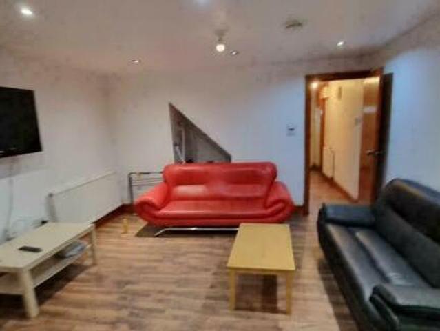 6 Bedroom Terraced House For Rent In Birmingham