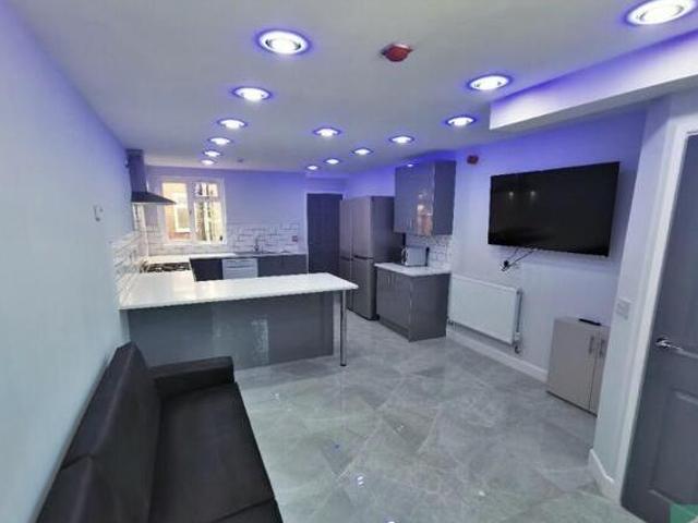 6 Bedroom Terraced House For Rent In Birmingham