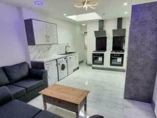 6 Bedroom Terraced House For Rent In Birmingham