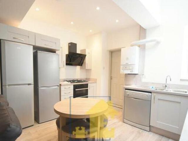 6 Bedroom Terraced House For Rent In Birmingham, West Midlands