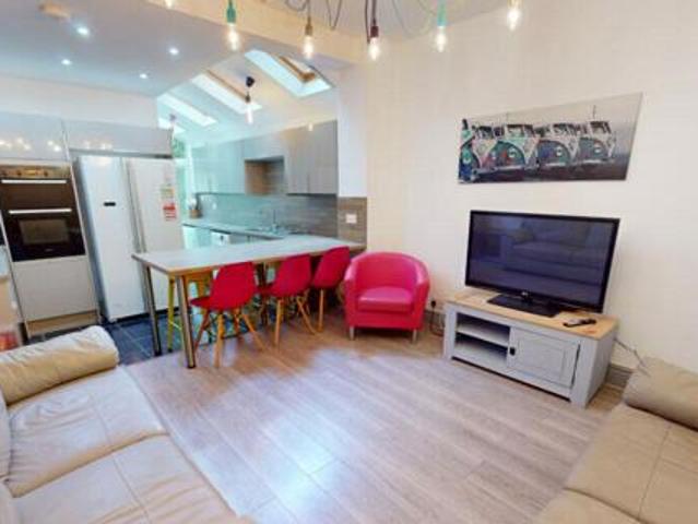 6 Bedroom Terraced House For Rent In Birmingham, Selly Oak