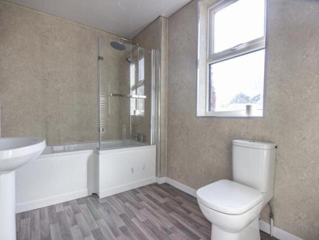 6 bedroom terraced house for rent in Brighton Grove, Newcastle upon Tyne, and Wear, NE4