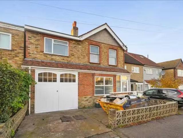 6 bedroom terraced house for rent in Douglas Road, Kingston Up.
