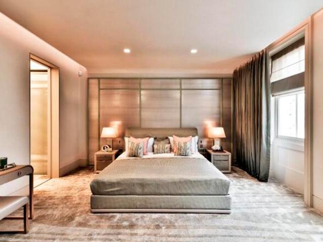 6 bedroom terraced house for rent in Ennismore Gardens, London, SW7